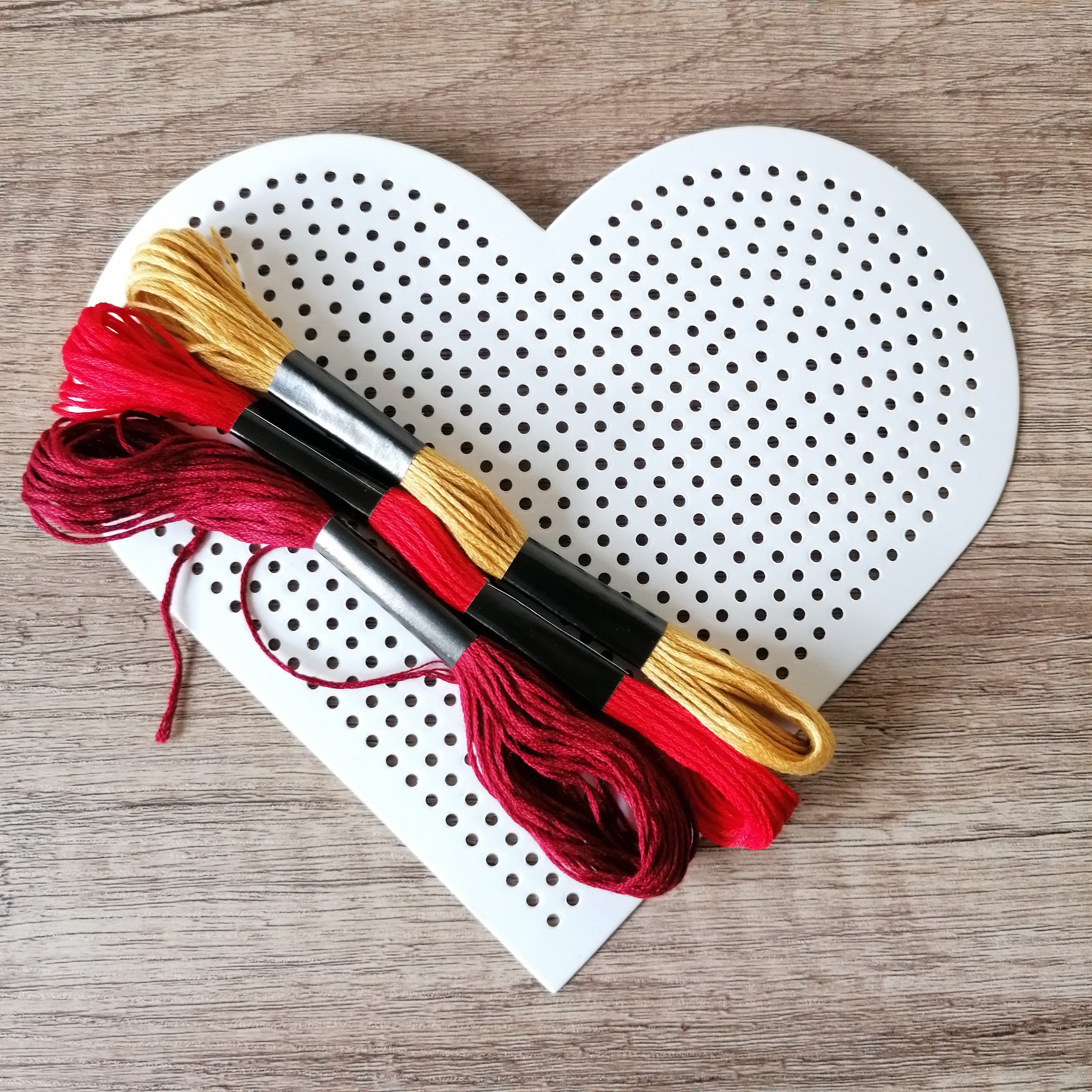 Papercraft Paper Angels appear when Robins are Near. Handpainted ...