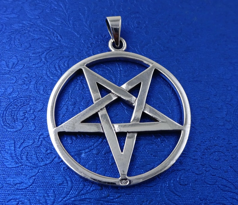 Inverted Pentagram in a Circle Pendant Satanic Occult 10g | Etsy