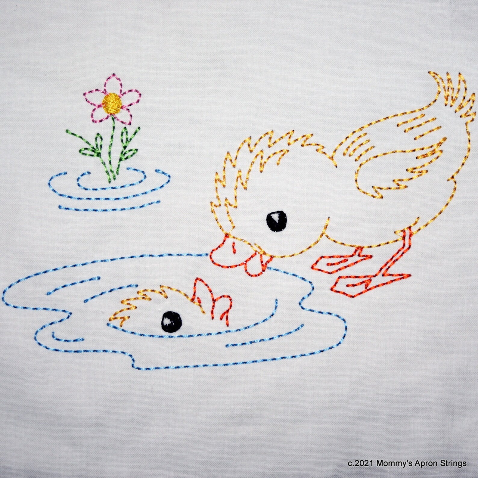 Vintage Duck and Reflection in Pond machine Embroidery Design - Etsy