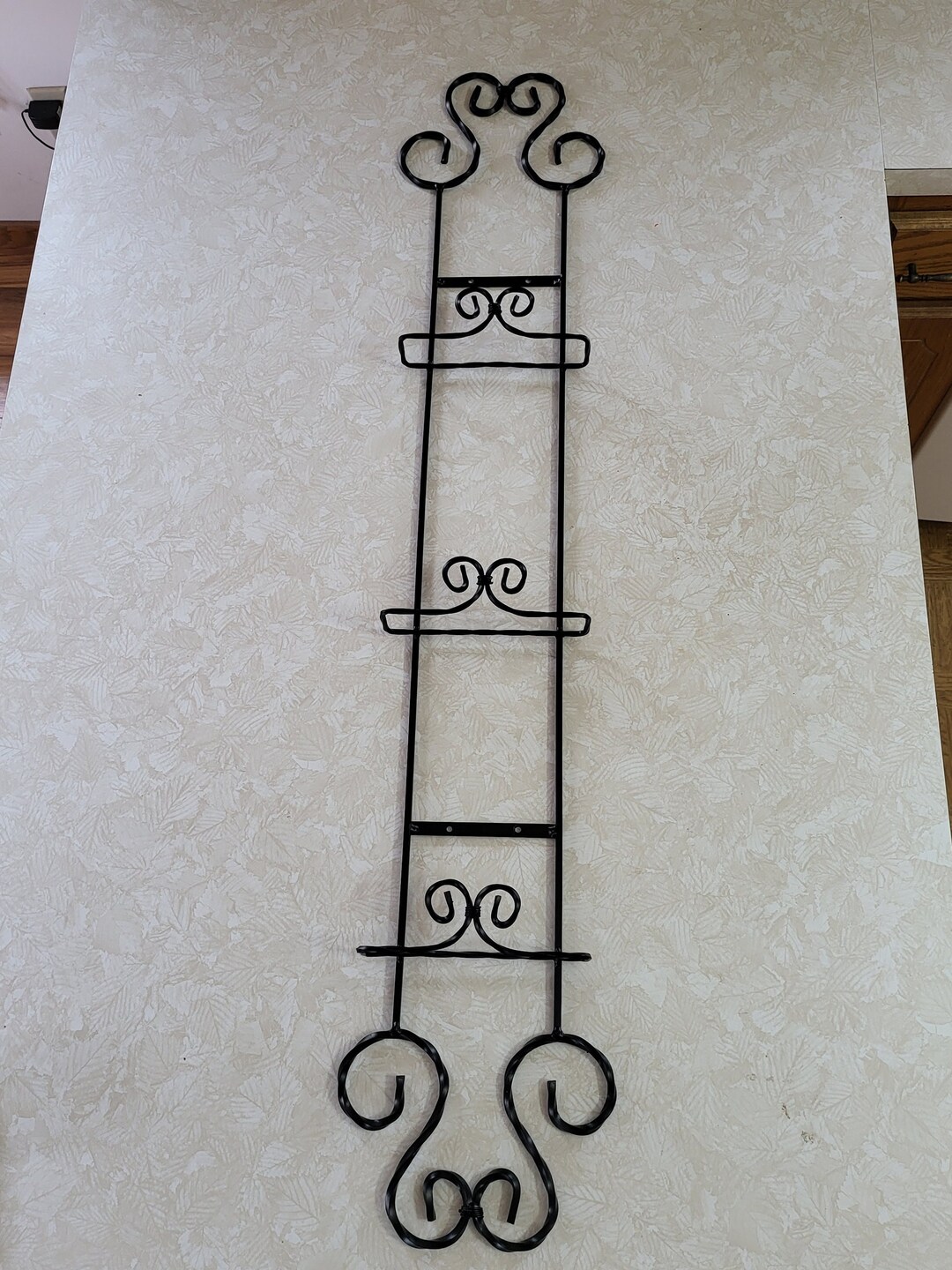 Twisted Wrought Iron Black Wall Mount 3 Plate Rack 45 Vertical Holder ...