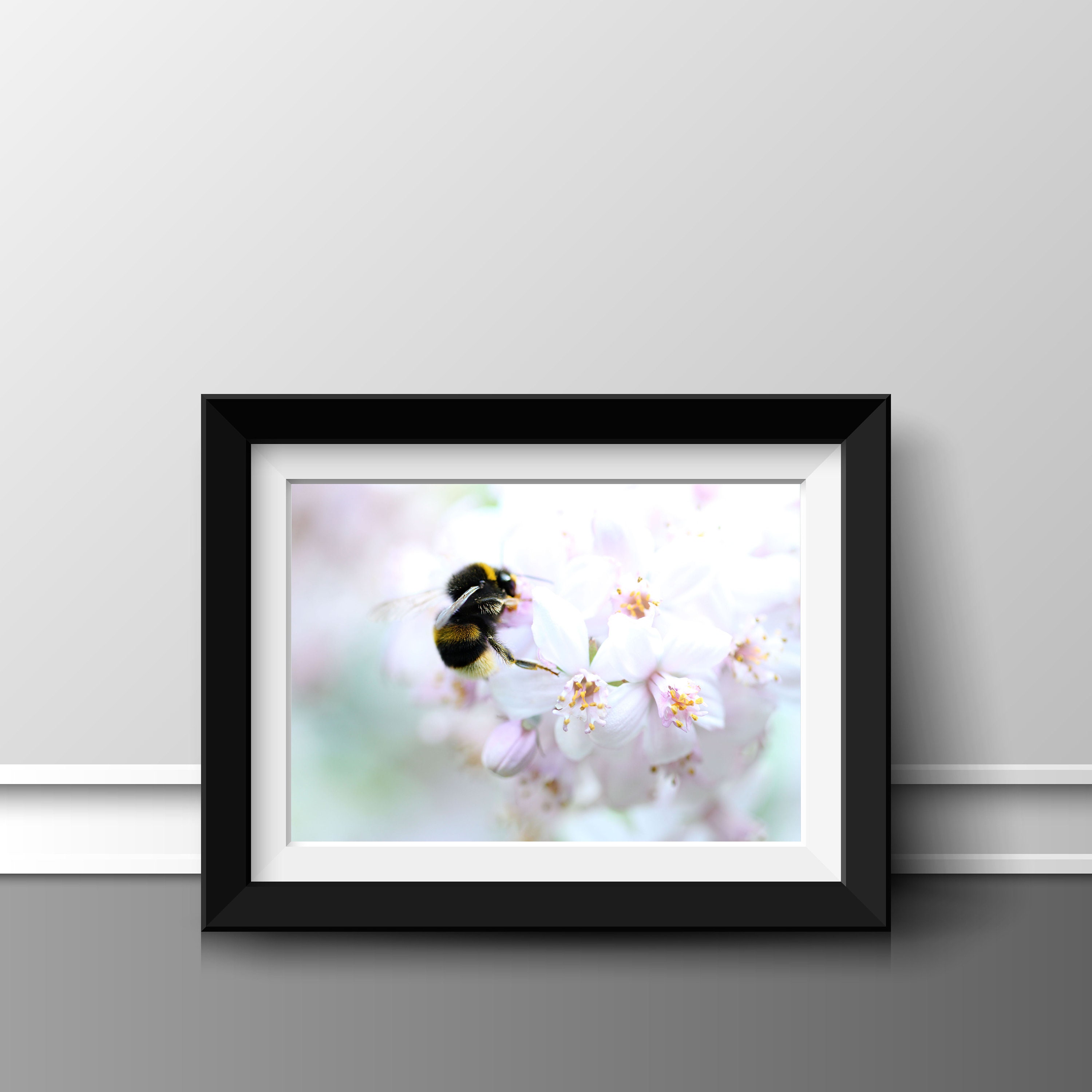 Bee and Pastel Flowers INSTANT DOWNLOAD - Etsy