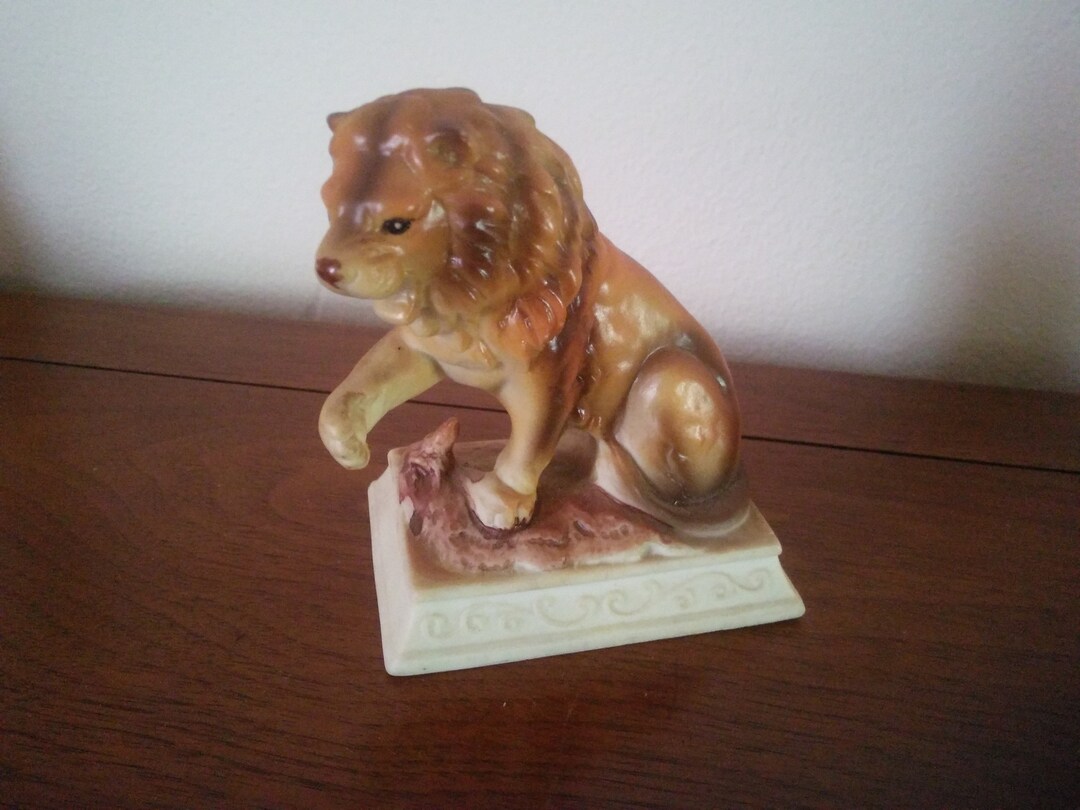 Vintage Lion Figurine - Lion Statue - Number 2405 - Lion - Mid Century ...