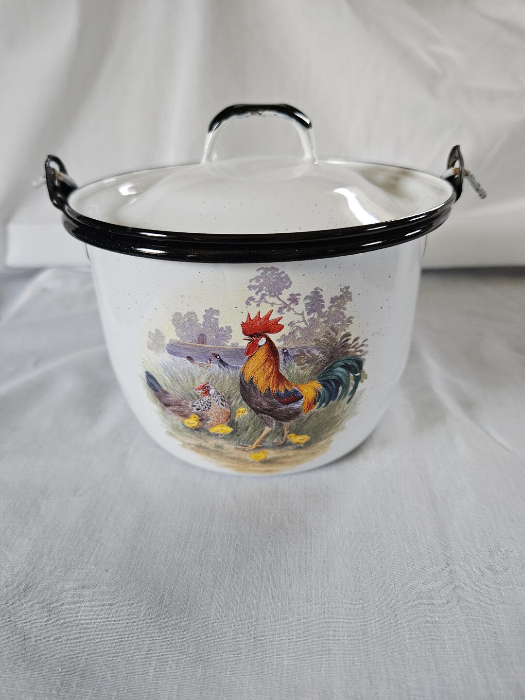 Vintage Enamelware Berry Bucket With Lid - Enamelware Berry Bucket ...