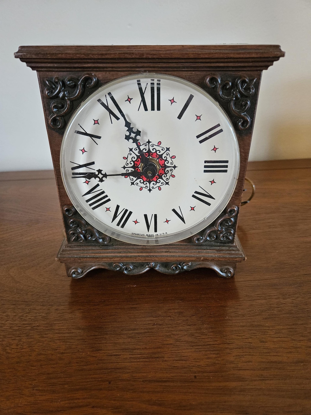 Vintage Spartus Electric Clock - Electric Clock - Clock - Wall Clock ...