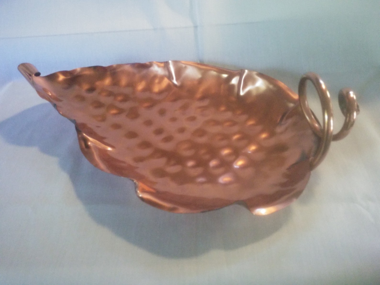 Beautiful Vintage Copper Serving Tray - Gregorian Copper - Copper Leaf ...