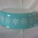 Vintage Pyrex Snowflake Pattern 2 1/2 Quart Casserole Dish - Etsy