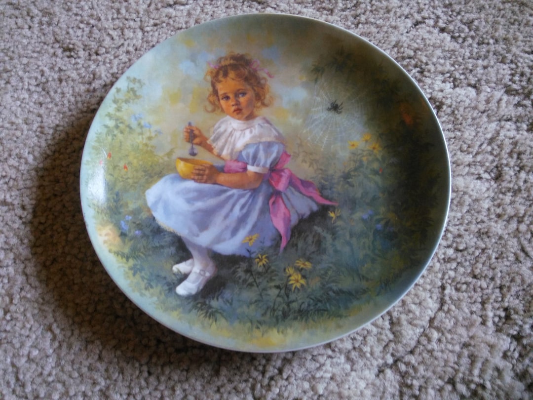 Vintage Little Miss Muffet Plate - 1981 Little Miss Muffet Collector ...