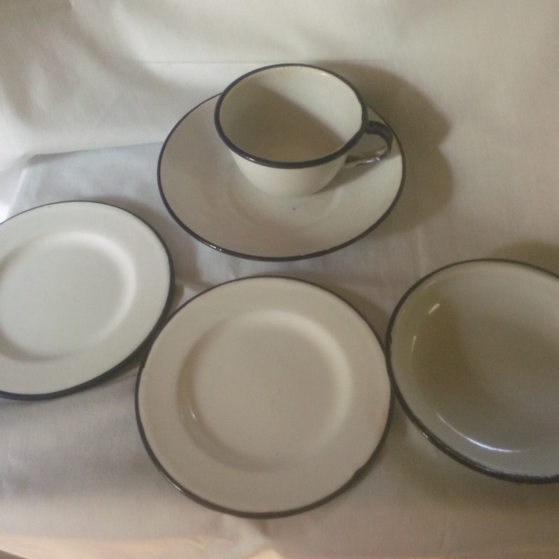 Enamelware Set - Etsy
