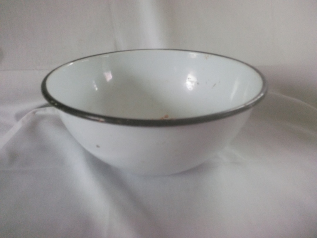 Vintage Enamelware Bowl - White Enamelware Bowl - Farmhouse Kitchen ...