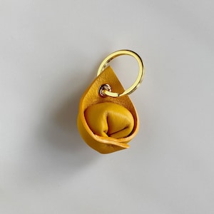 Pasta Keychain Tortellini in Egg Yolk, Leather Pasta Key Ring, Food ...