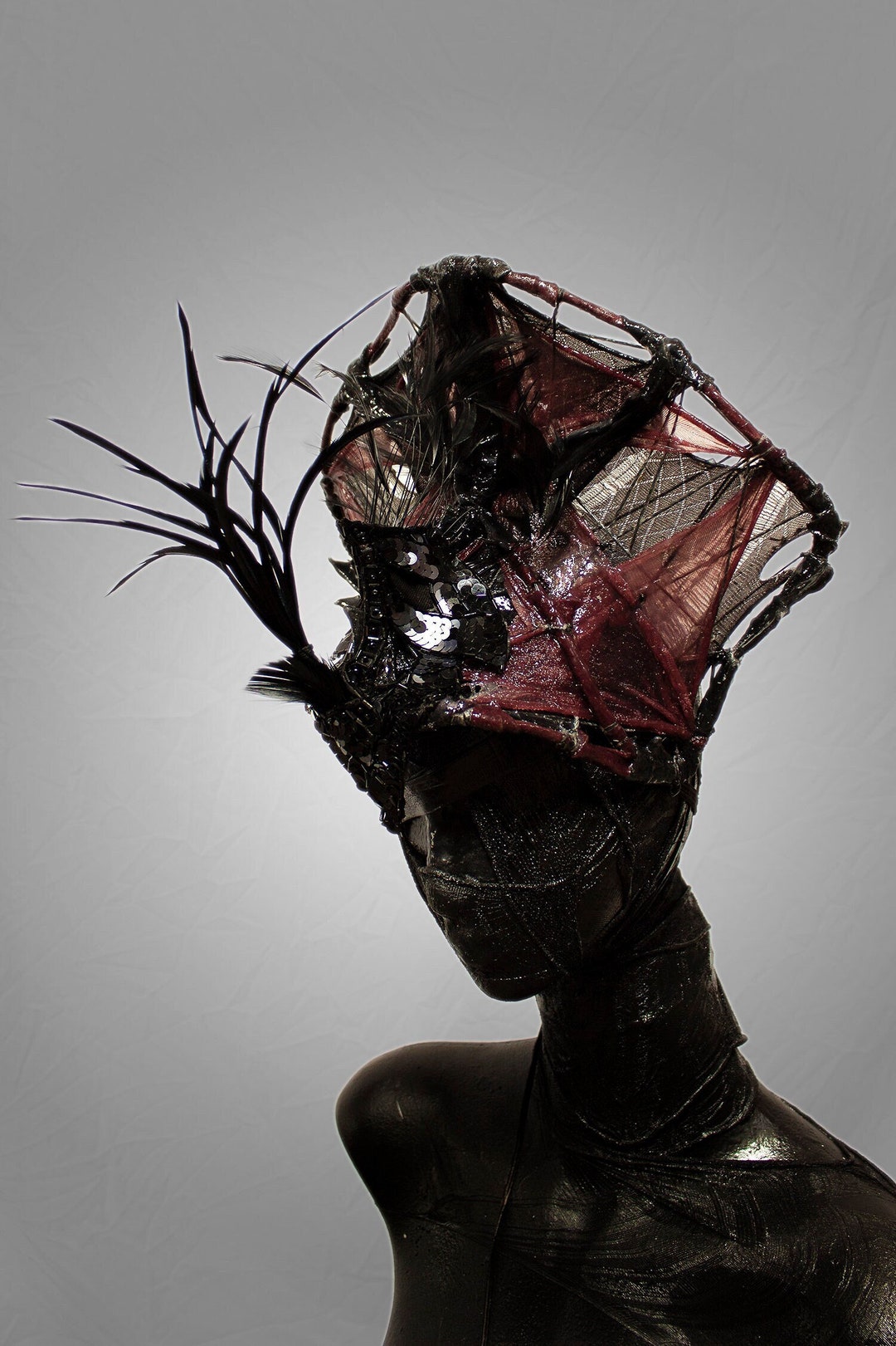 Dinosaur Showgirl Headdress. Vampire Hat With Feathers. Las Vegas Black ...