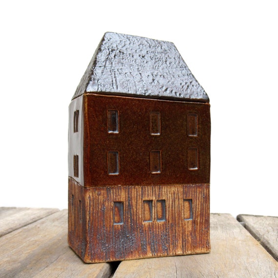 Build A House In Rust