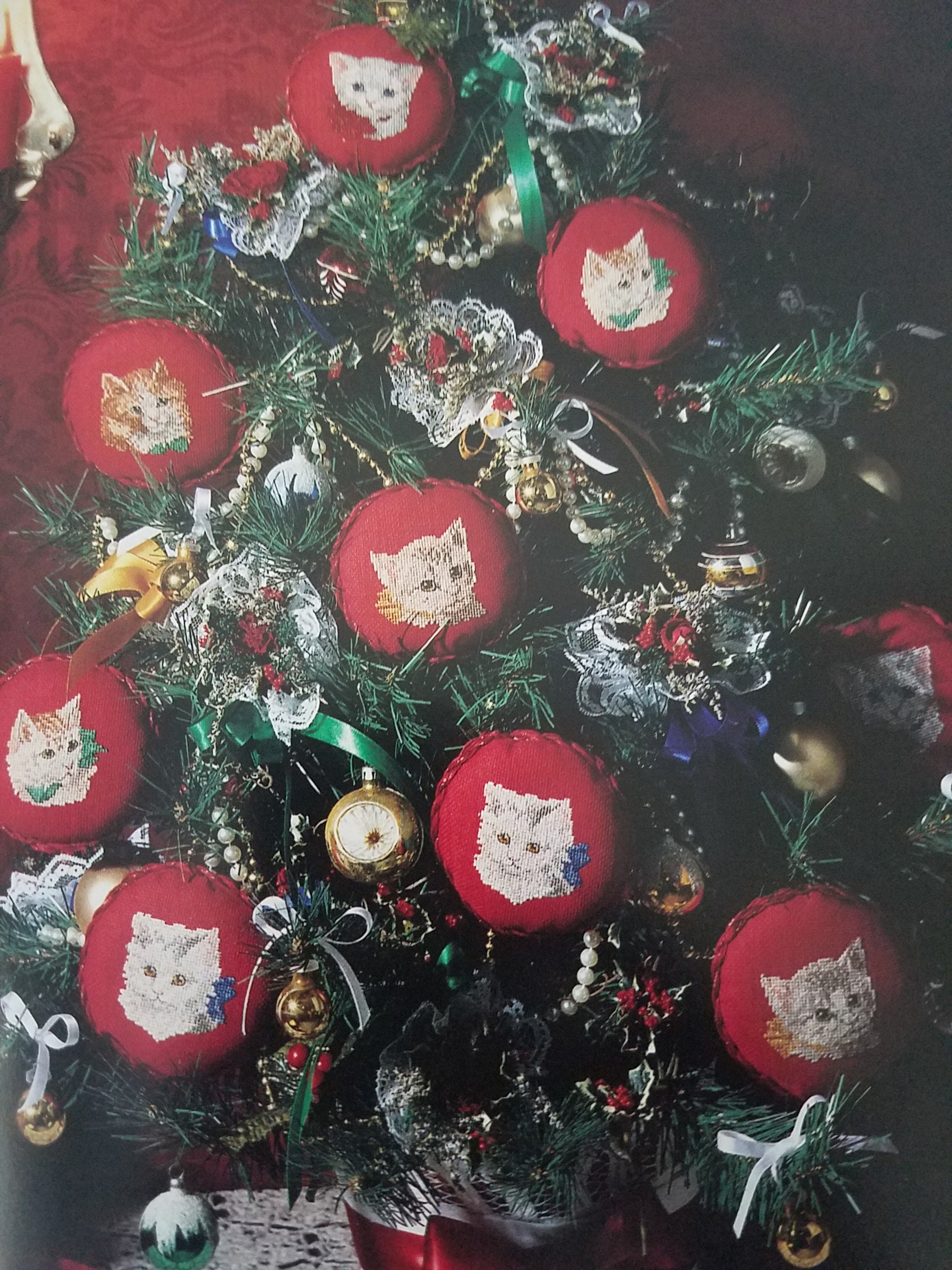 O Christmas Tree Hard Cover Book, Many Patterns New Ornaments Nativity ...