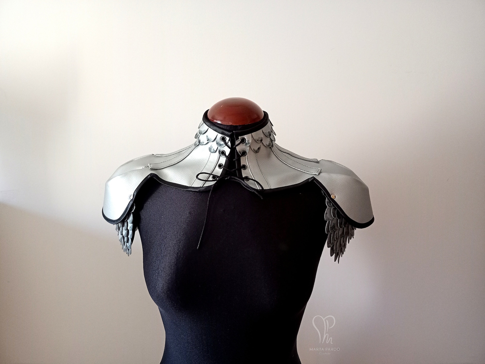 Neck Corset GIGI - Silver Faux Leather, Scales - Goth Steampunk ...