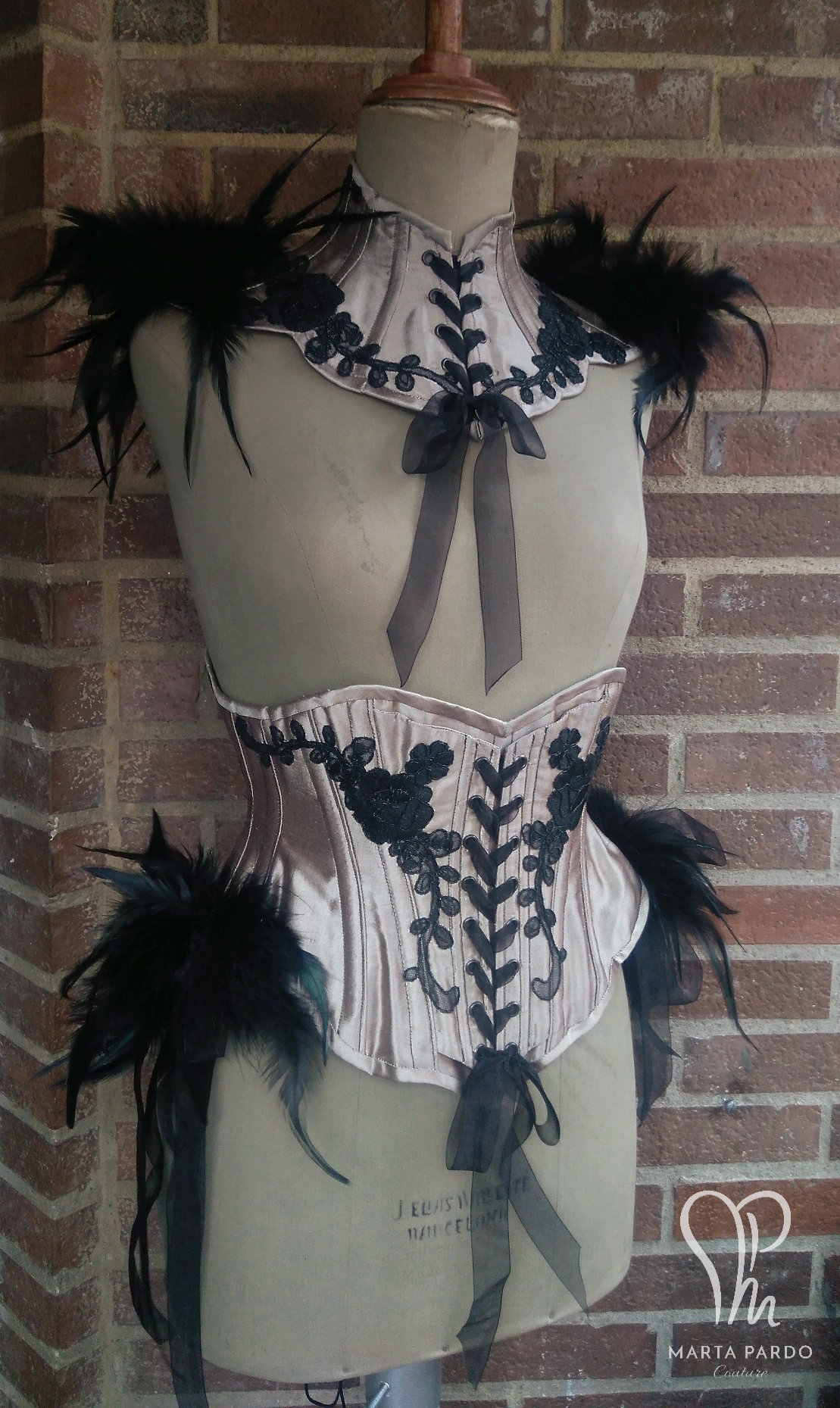 Sample Corset Set underbust Cincher & Neck Corset: Greige Silk, Black ...
