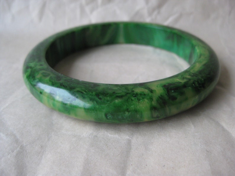 Bakelite Green Bracelet Bangle Vintage Marbled Variegated - Etsy