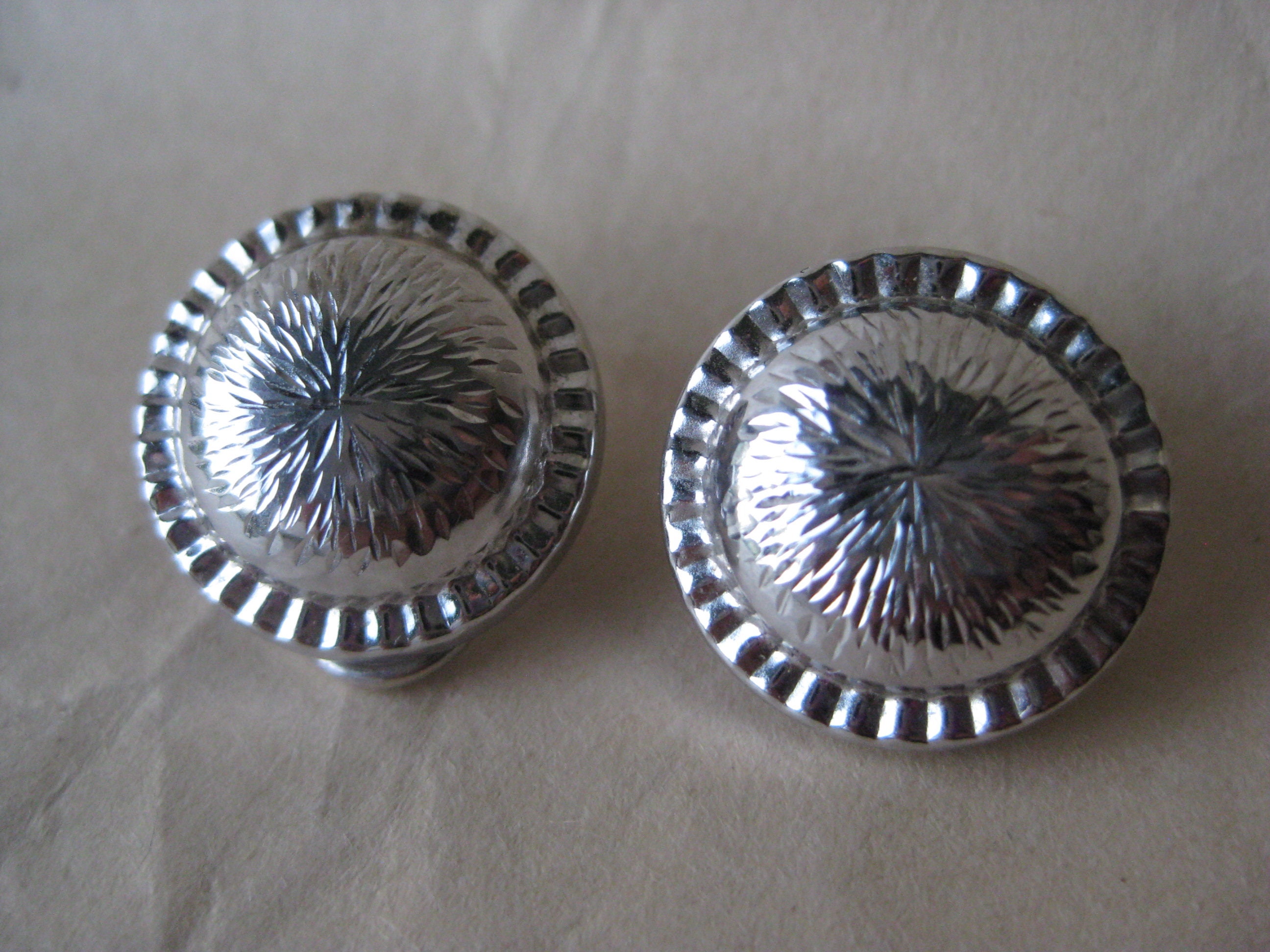 14K Texture Dome Round White Gold Clip Earrings Vintage Karat | Etsy