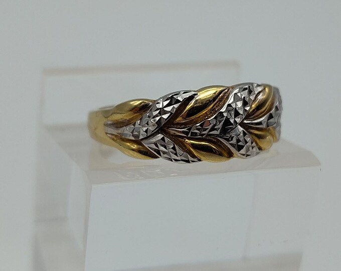 Vintage Diamond Cut Texture 10K Yellow Gold White Gold Band Ring Size 6 ...