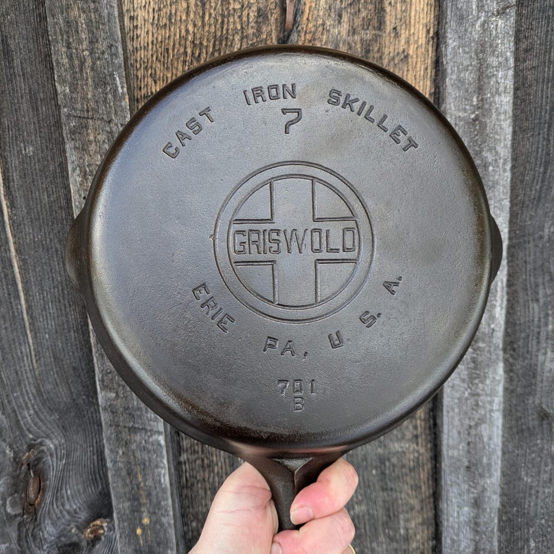 Vintage Griswold #7 Cast Iron Skillet, Large Block Logo 701 B Erie PA ...