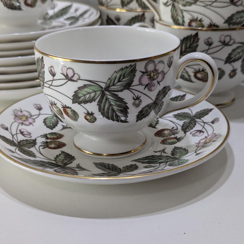 Wedgewood Cup and Saucers - Etsy