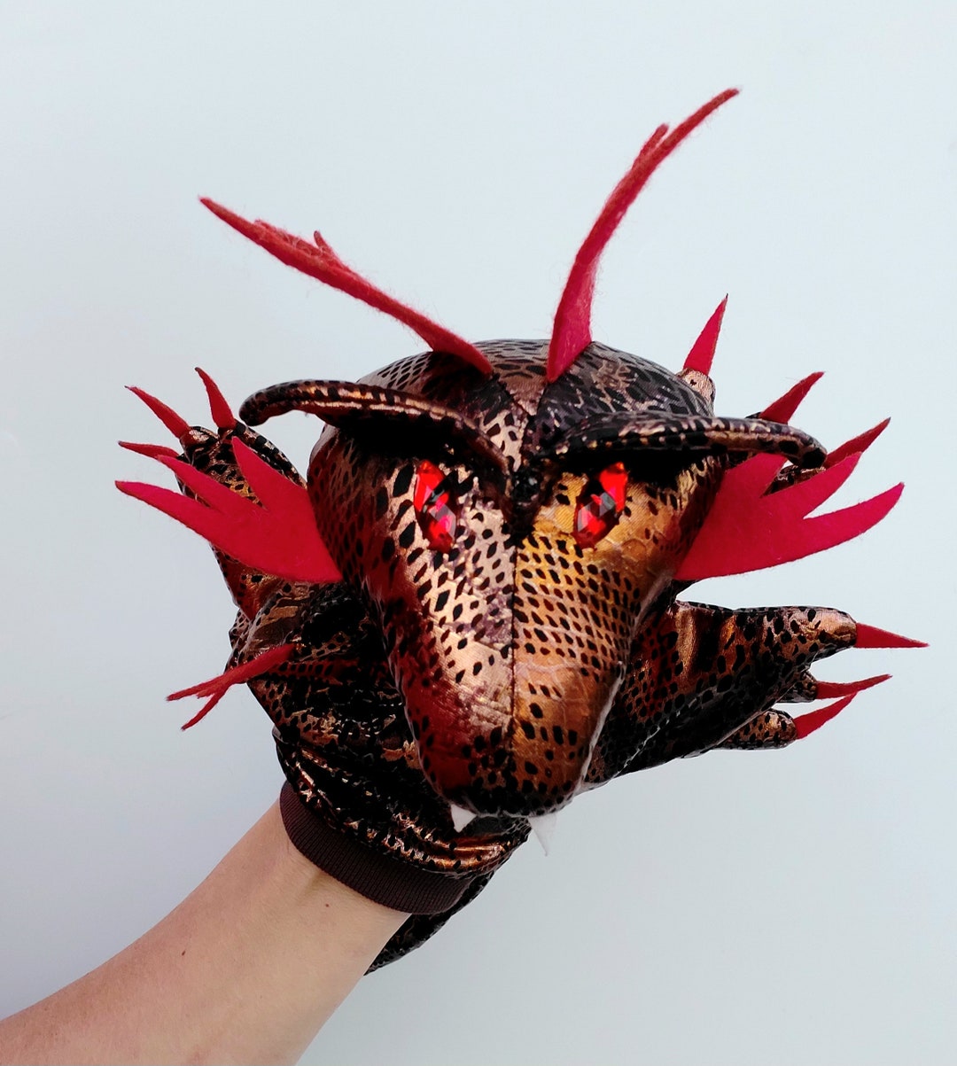 Odor, the One-headed Dragon - Hand Puppet - Etsy