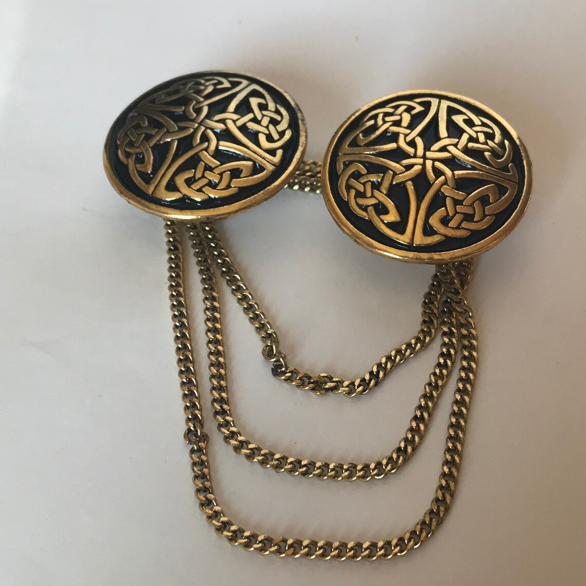Celtic cloak clasp gold button endless chain. cape closure | Etsy