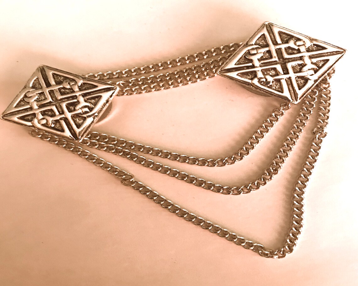 Celtic Cloak Clasp With Endless Chain Screw on Style - Etsy