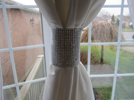 Items similar to Wedding Curtain Ties, Wedding Backdrop, Wedding Decor ...