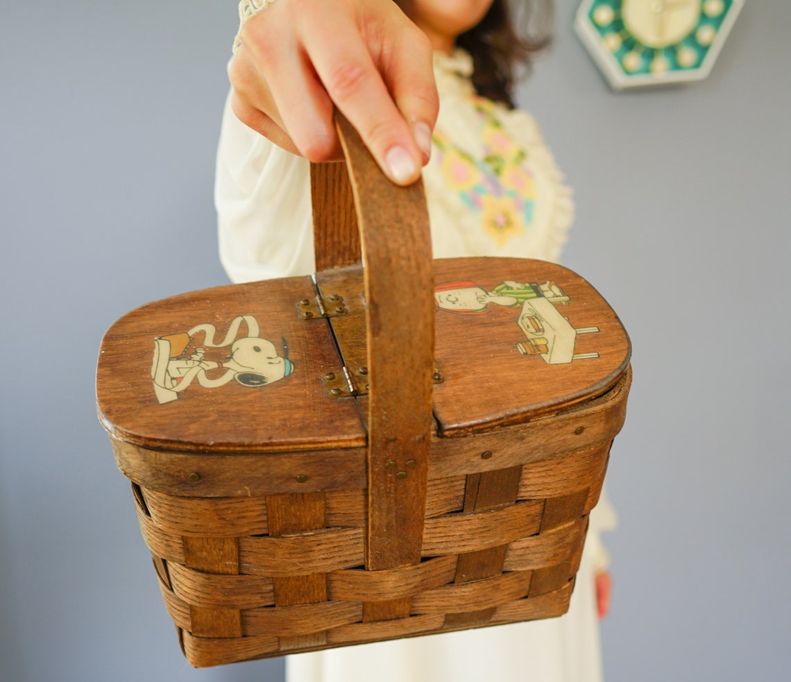 Vintage Snoopy Basket Bag/ Vintage Basket/ 1960s Handbag/ - Etsy