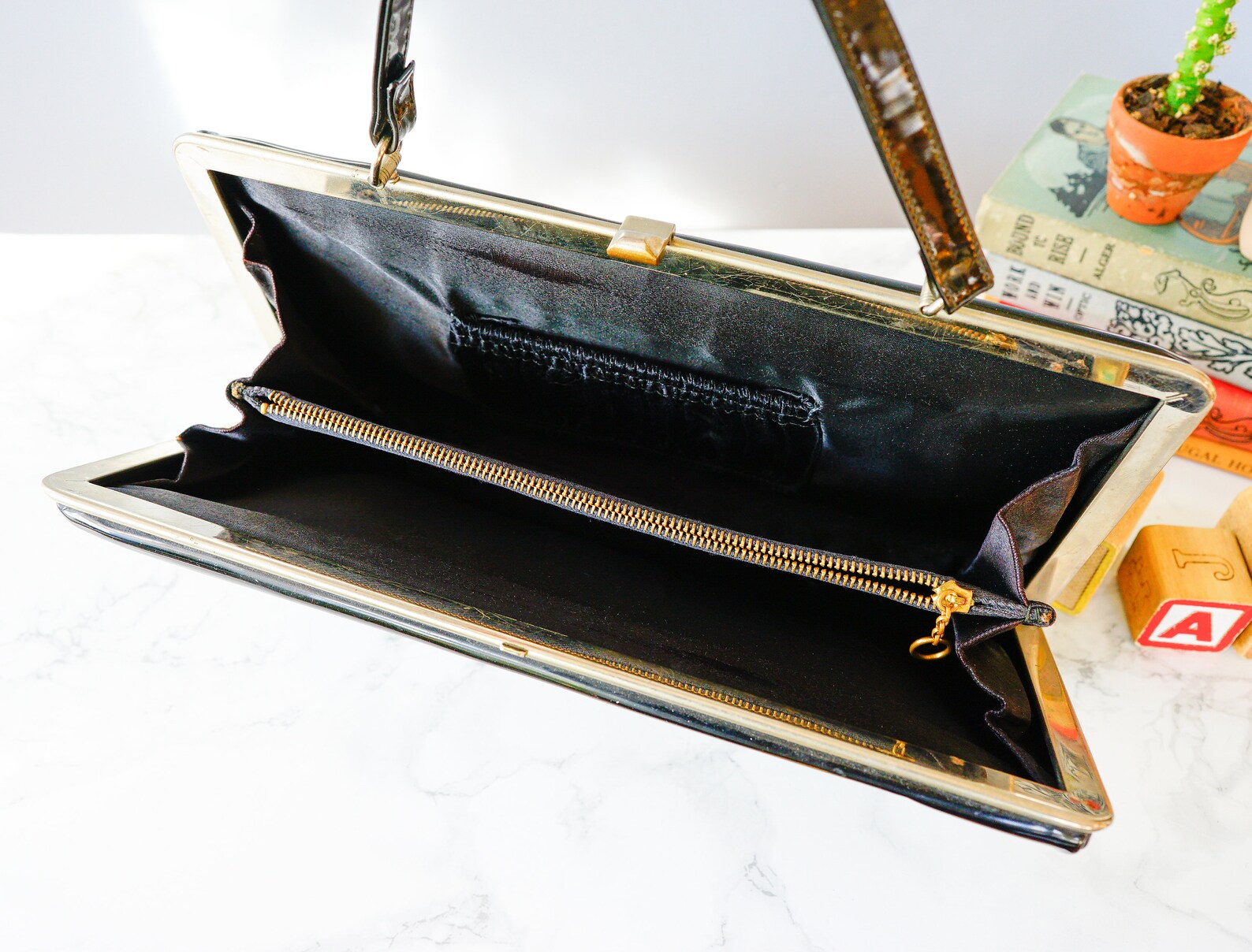 Vintage Patent Leather Frame Purse/ 1950s-60s Purse/ Vintage Handbag ...