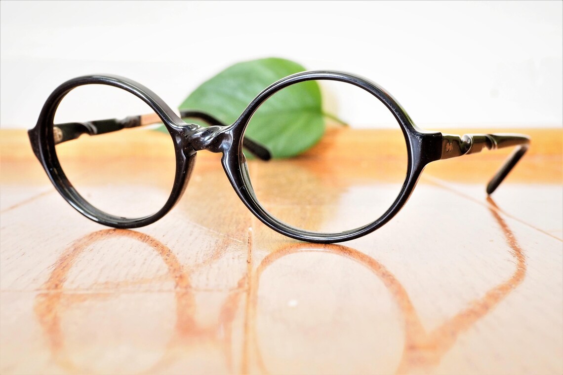 Vintage Eyeglasses 1970's Oval shaped eyeglass new old | Etsy