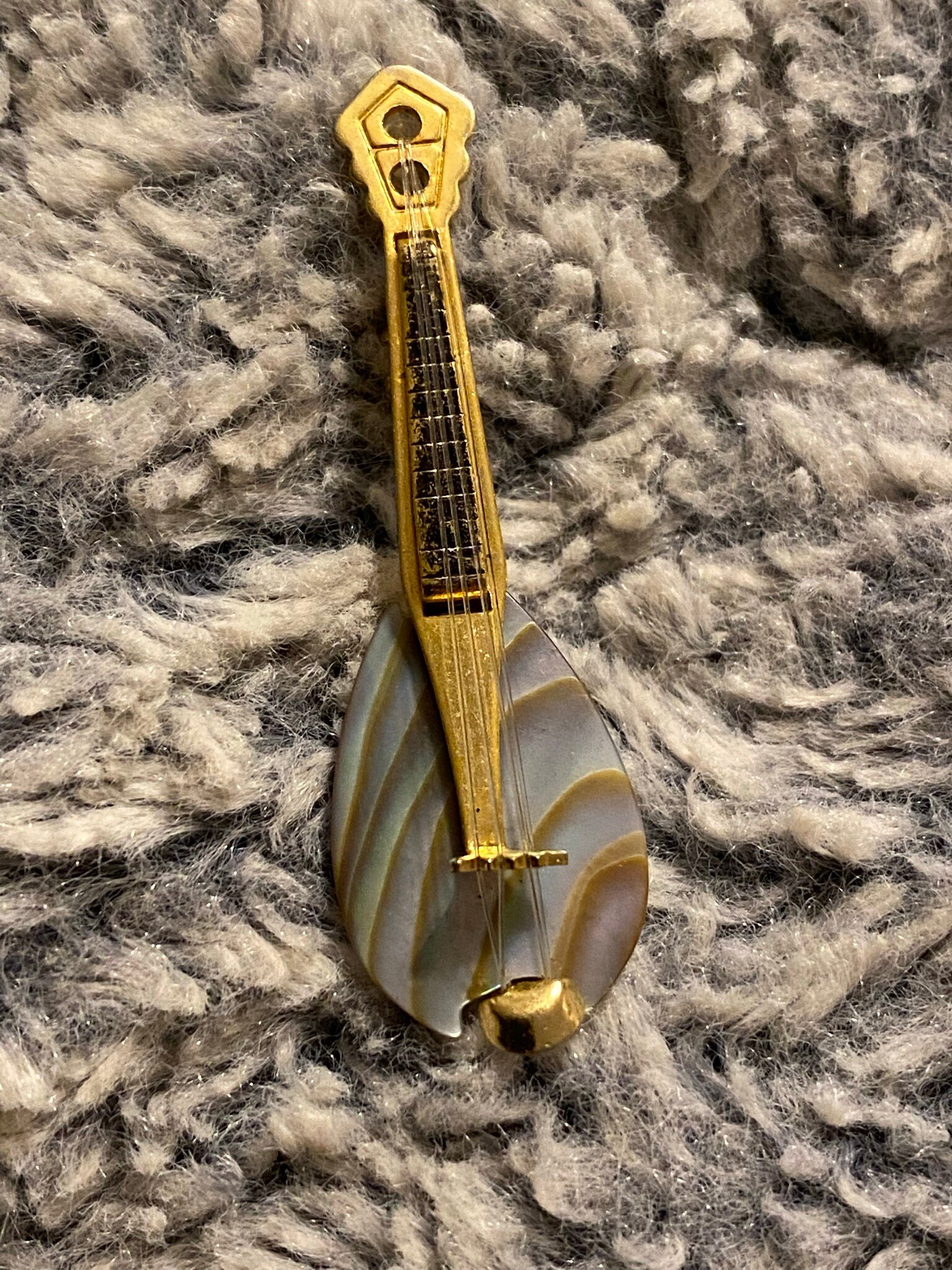 Vintage Mother of Pearl Violin Banjo Pin Brooch - Etsy
