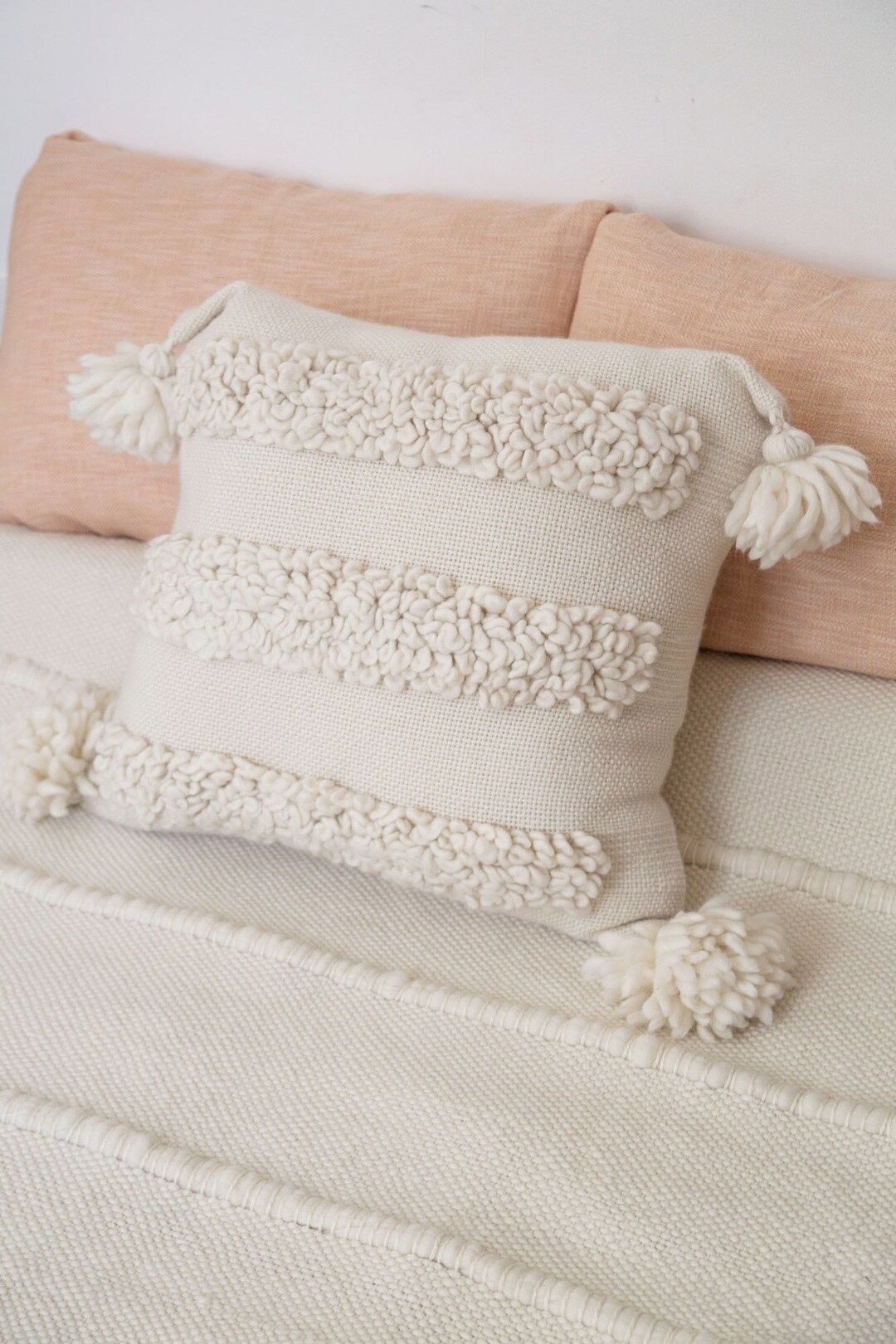 Knotted Pillow, Chunky Knit Pillow Cover, White African Style Giant ...