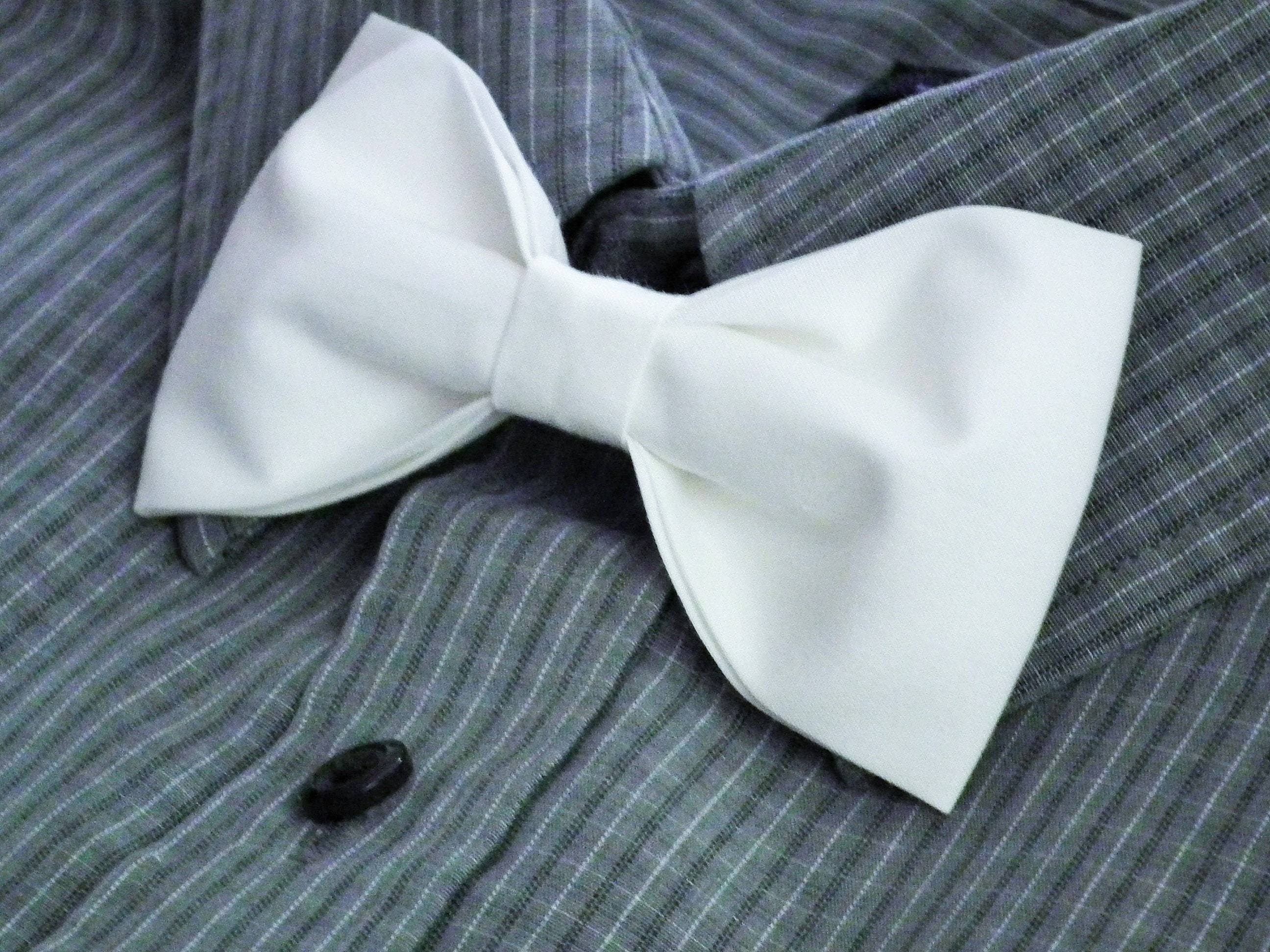 Men's Clip-on White Bow Tie, Wedding or Prom Formal Wear, Made to Order ...