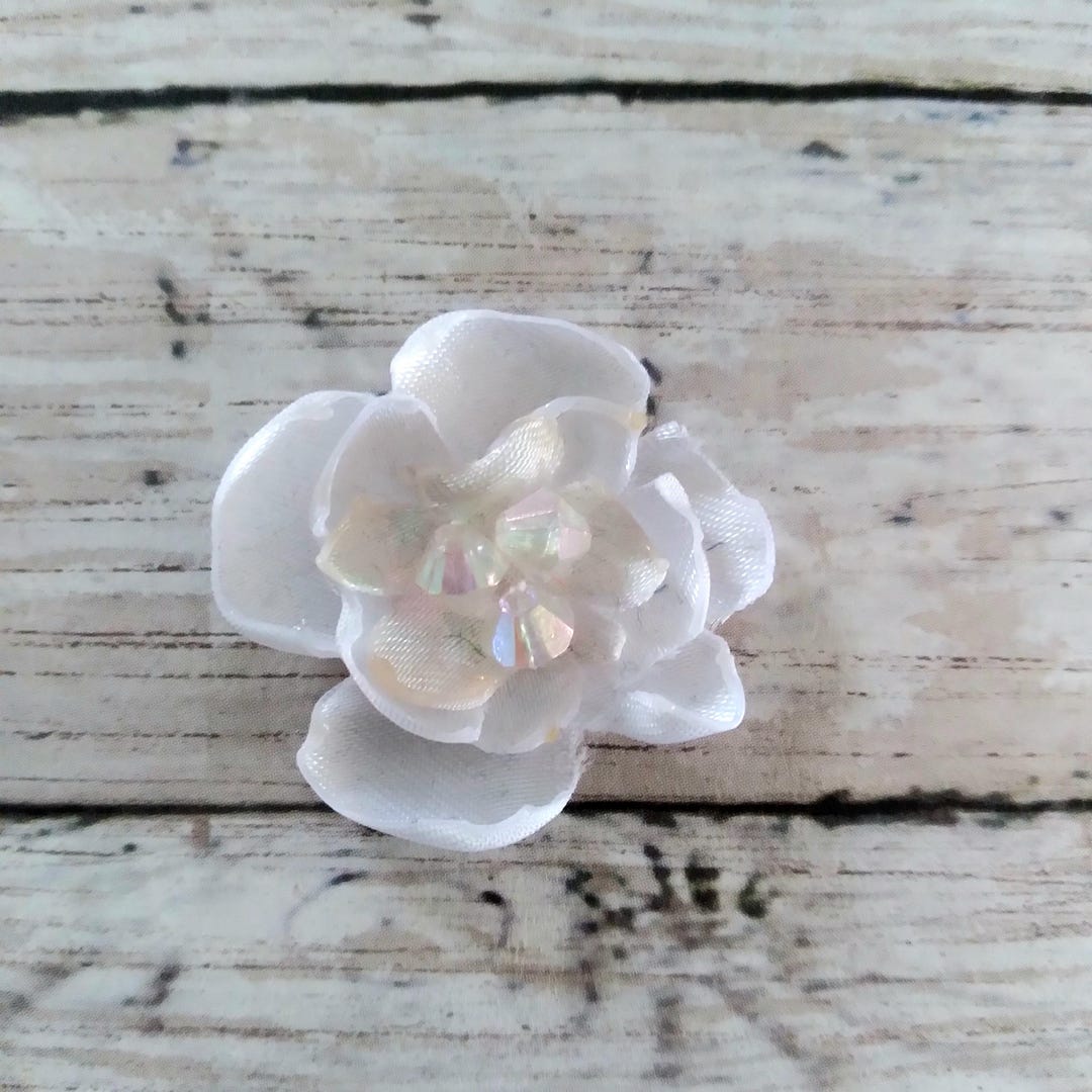 1 Inch Ivory and White Satin Flower Embellishments - Etsy