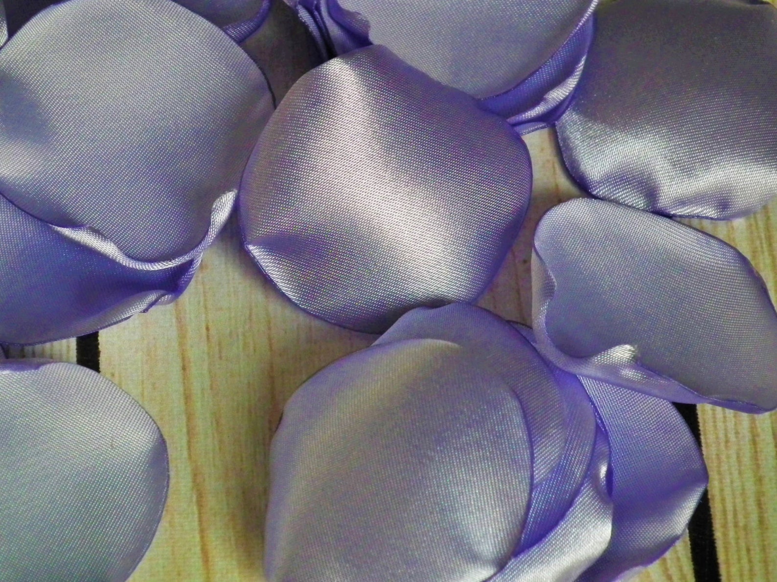Periwinkle Satin Rose Petals, Artificial Purple Flower Petals - Etsy