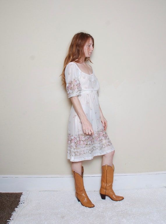 70s medium peasant dress white floral summer sundress… - Gem