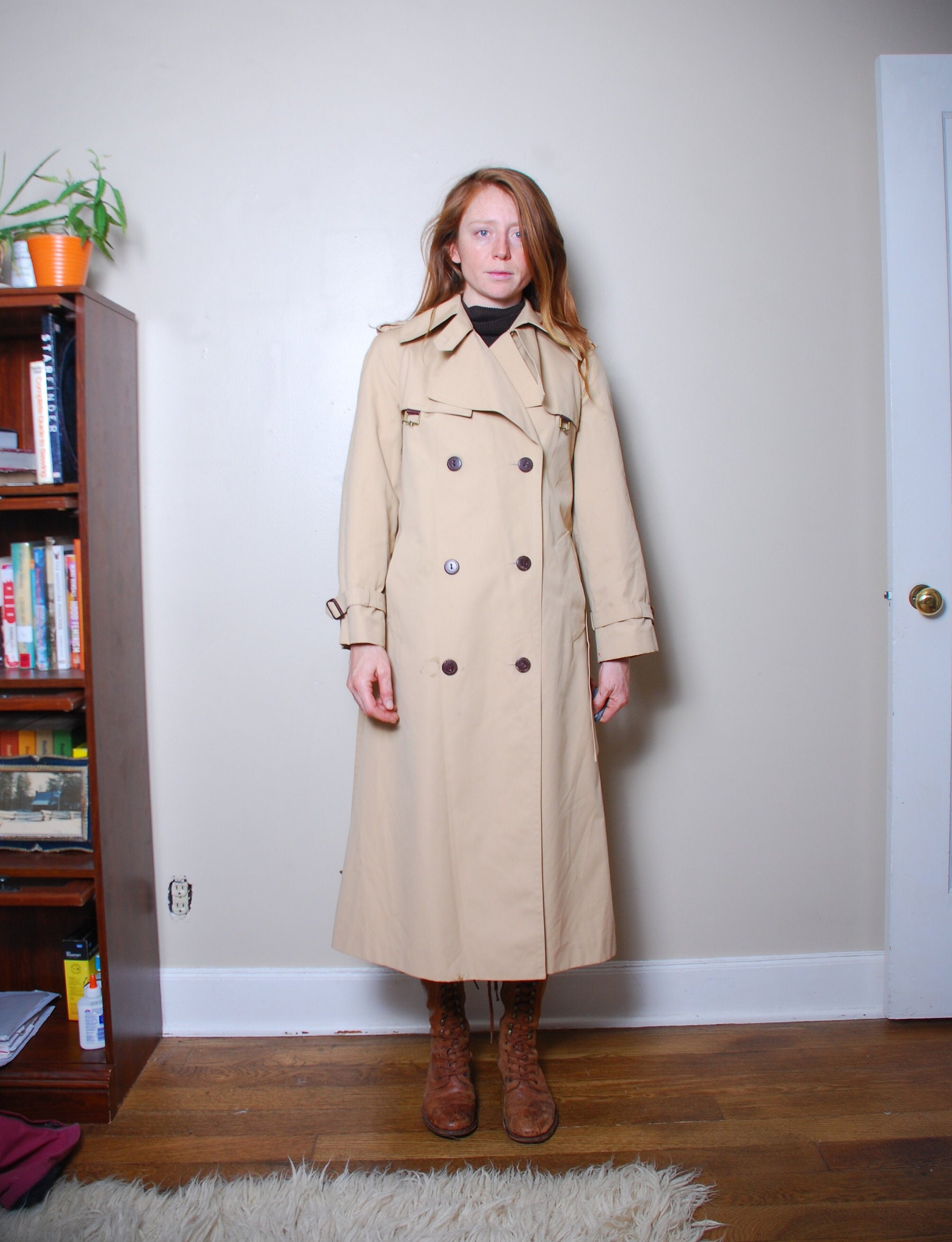 Vintage Etinne Aigner Trench Coat Sz 10 Hong Kong Beige Vintage Etinne Aigner Trench Coat Sz 10 Hong Kong Beige