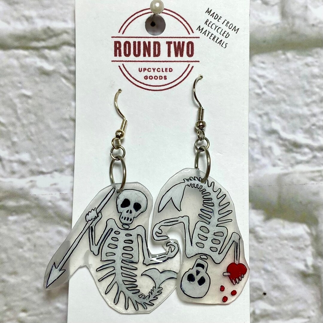 OFMD Season 2 Mermaid Skeleton Dangle Earrings, Our Flag Means Death ...