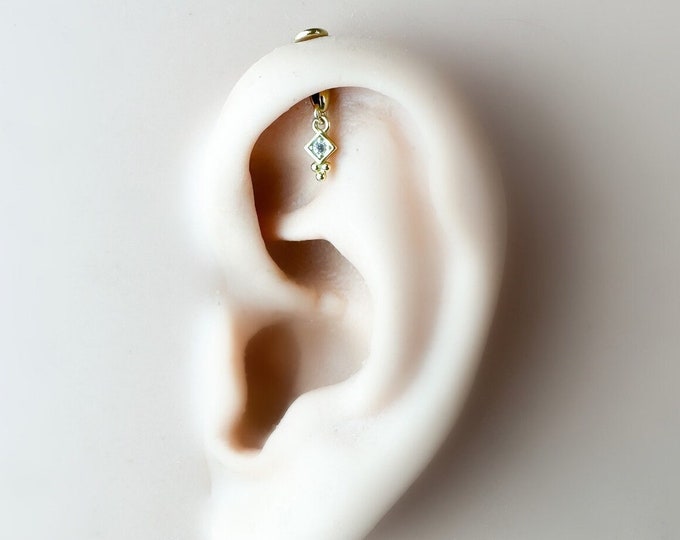 Dainty F136 Titanium 16G Lena Screw Flat Back Vertical Helix Piercing ...