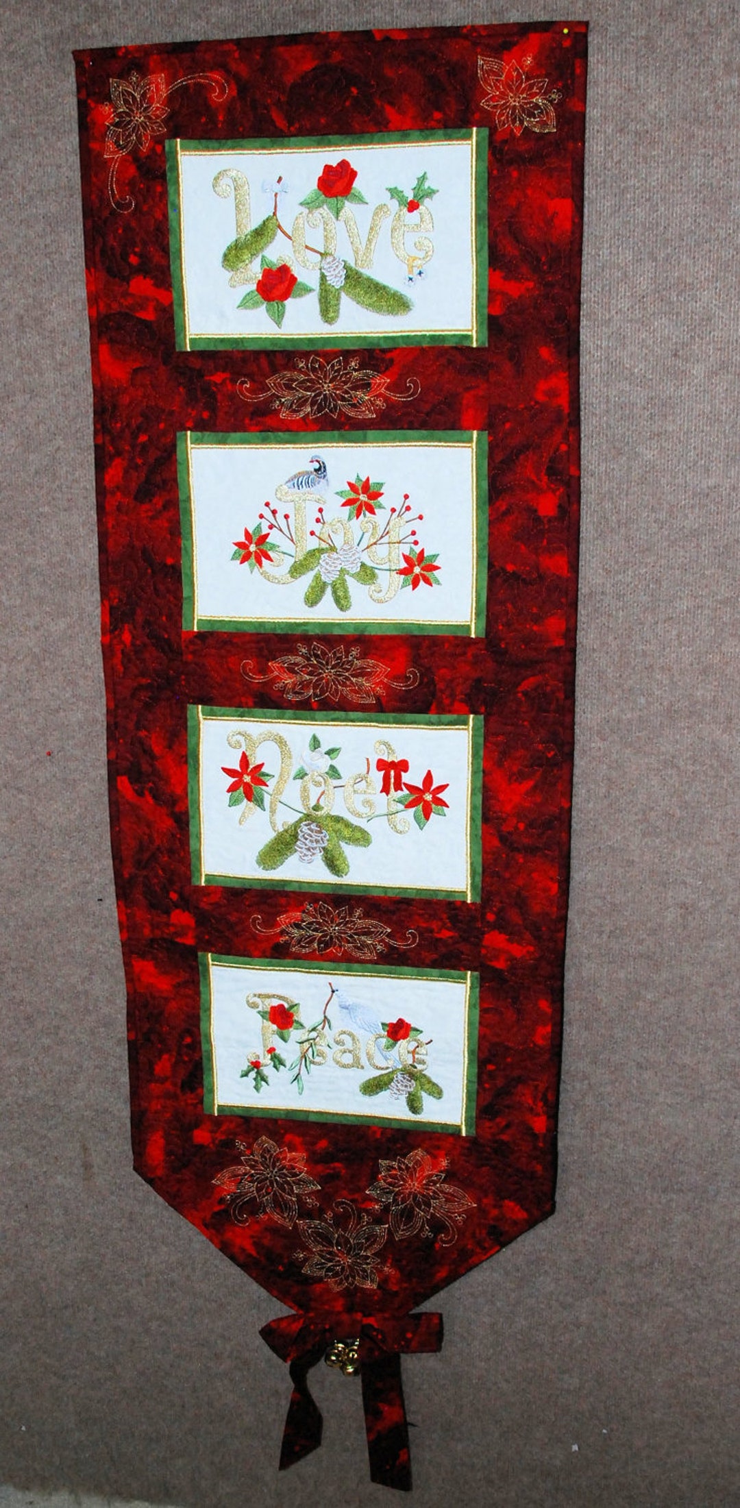 Christmas Wall Hanging - Etsy