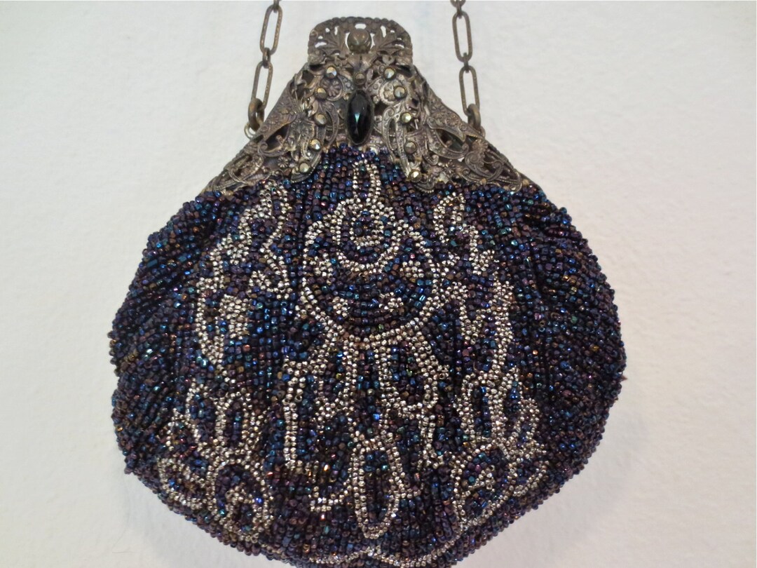 Art Deco 1920's 'trinity Plate' Iridescent Blue & Silver Beaded Purse ...