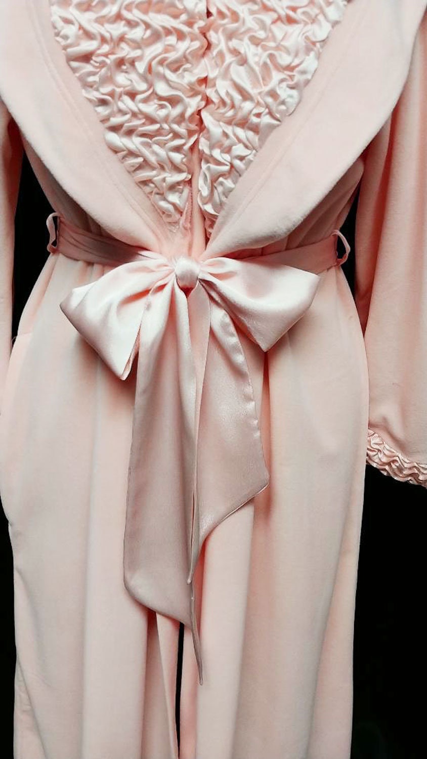 Made in ITALY NEW Old Stock 80s Satin & Velour Wrap Robe in Creamsicle ...