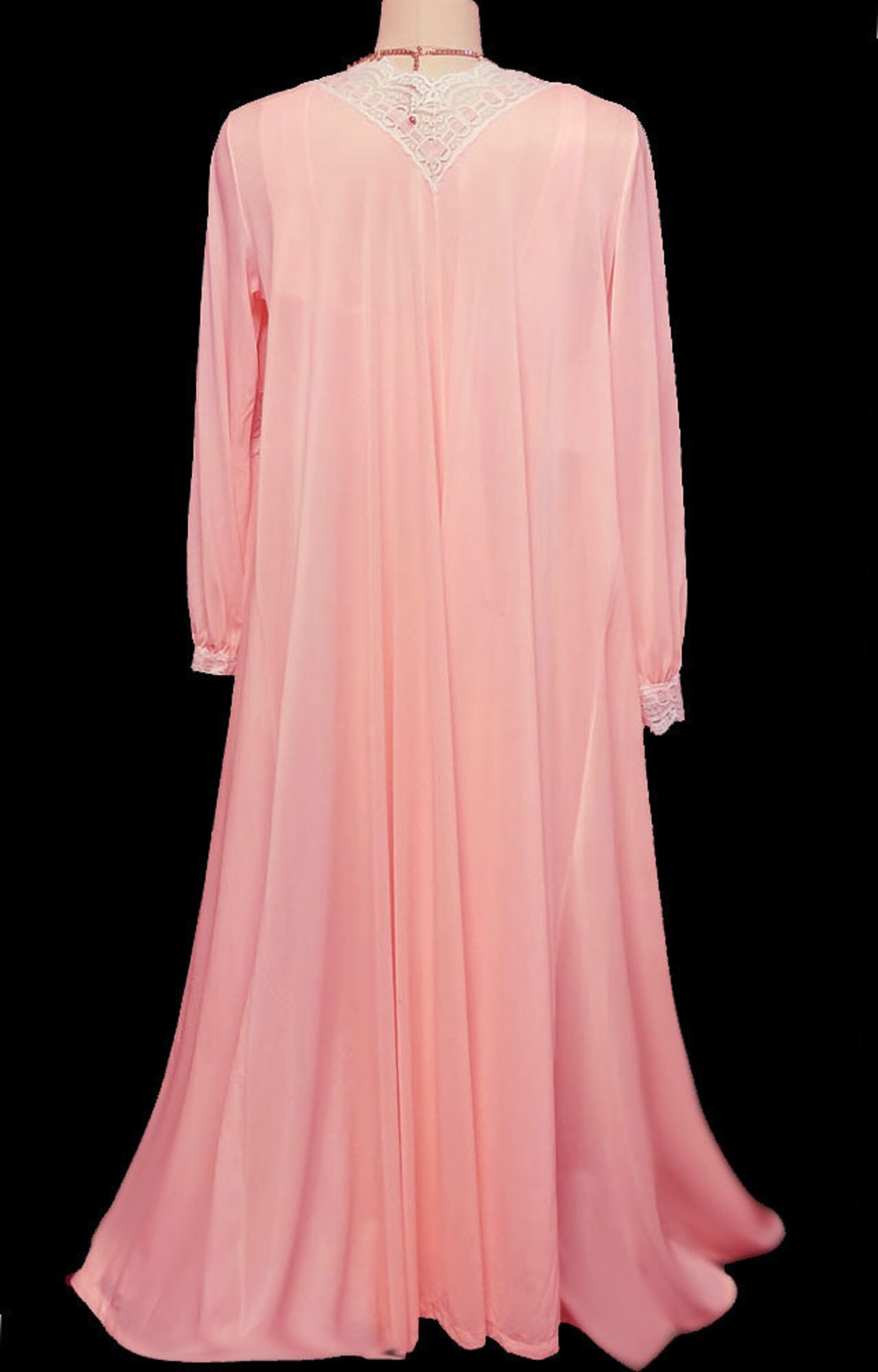 Vintage Olga Bridal Lace Peach Peignoir & Nightgown in Peaches - Etsy