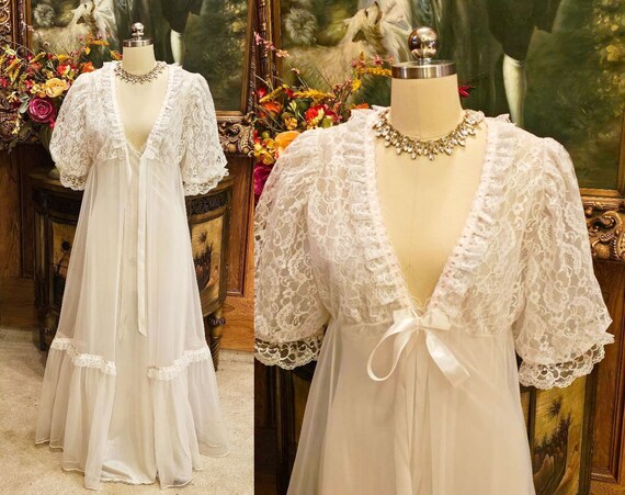 Newly Reduced Vintage Dominique Canada Southern Belle… - Gem