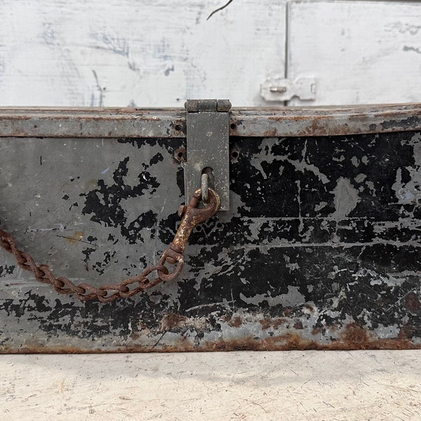 Old Metal Boxes - Etsy