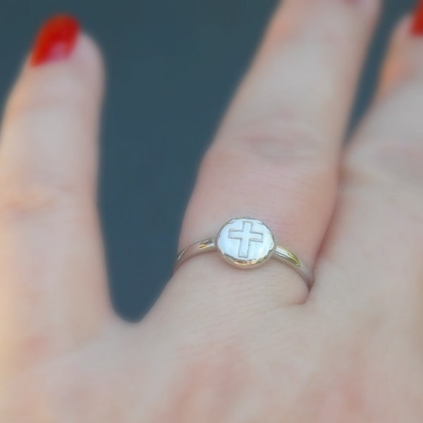 celibacy ring finger