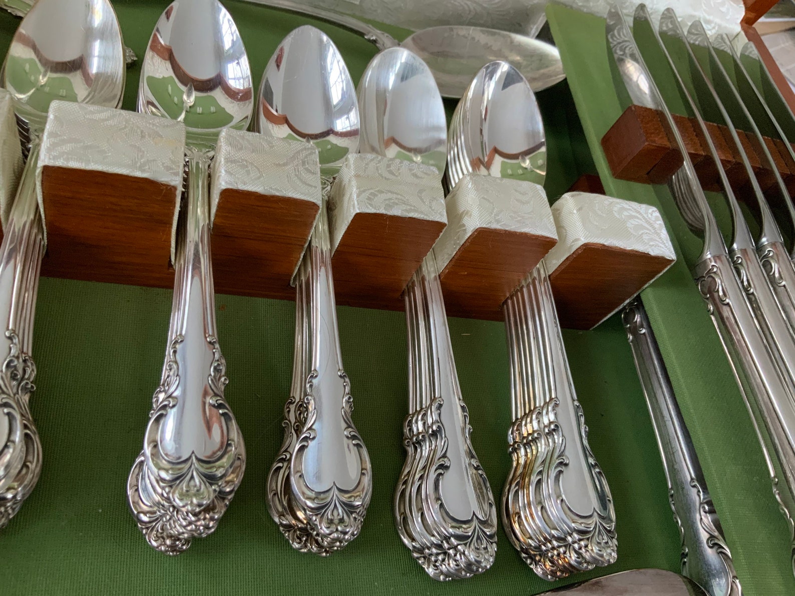 Holmes & Edwards SILVER FASHION Silverplate Circa 1957 Individual ...