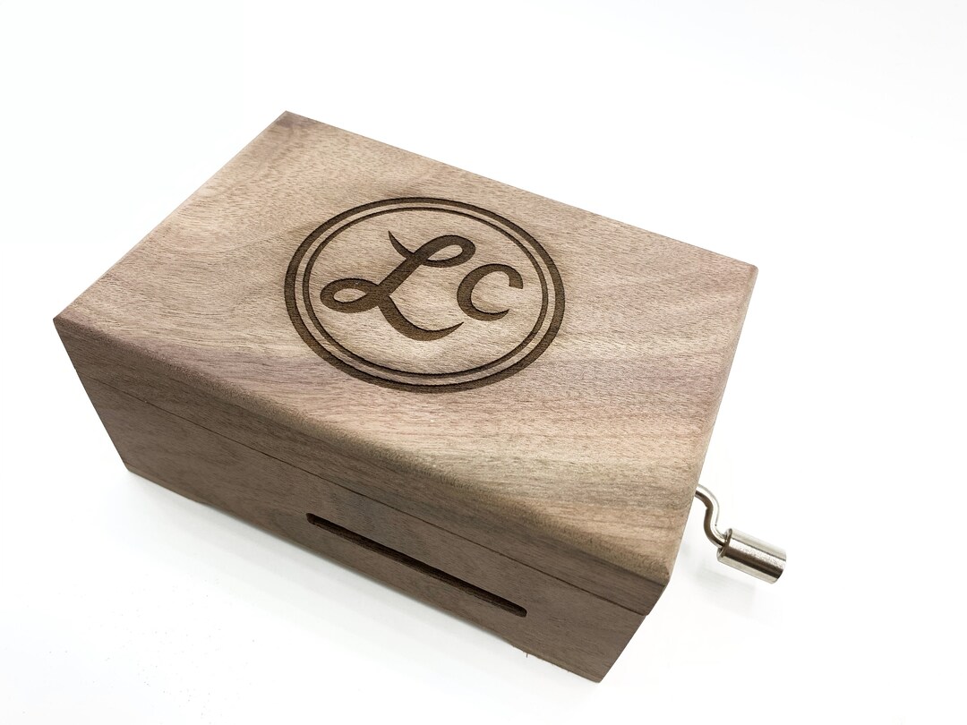 Engraved Music Box With Your Own Melody Made in a 15 Notes Music ...