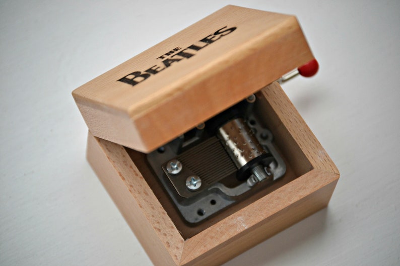 Personalized Beatles Music Box – Laser Engraved Beech or Walnut - Etsy